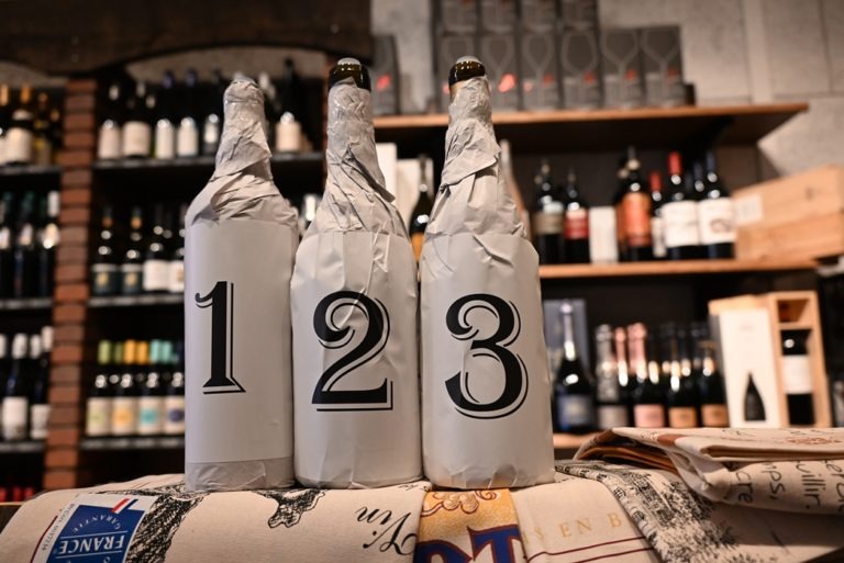 Proef en kies je mee? 3 October-wijn van het jaar - 3 October Vereeniging